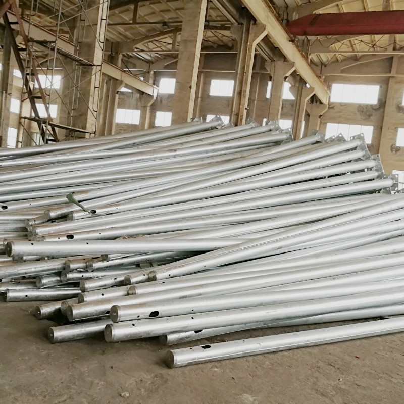 Outdoor LED Lamp Steel Lighting Pole Galvanized Light Pole 6m - 12m