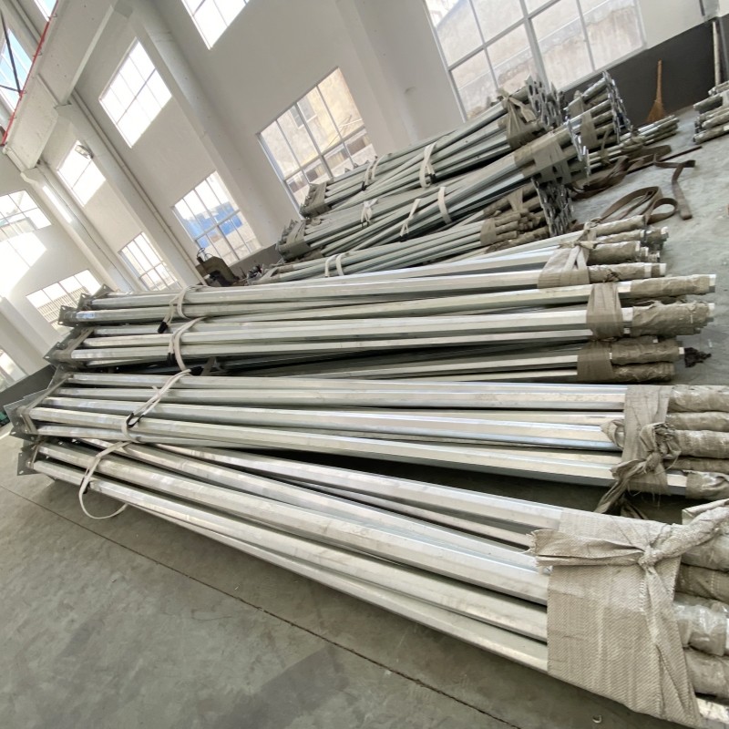 7.5M ASTM A36 Octagonal Steel Lighting Pole Hot Dip Galvanized