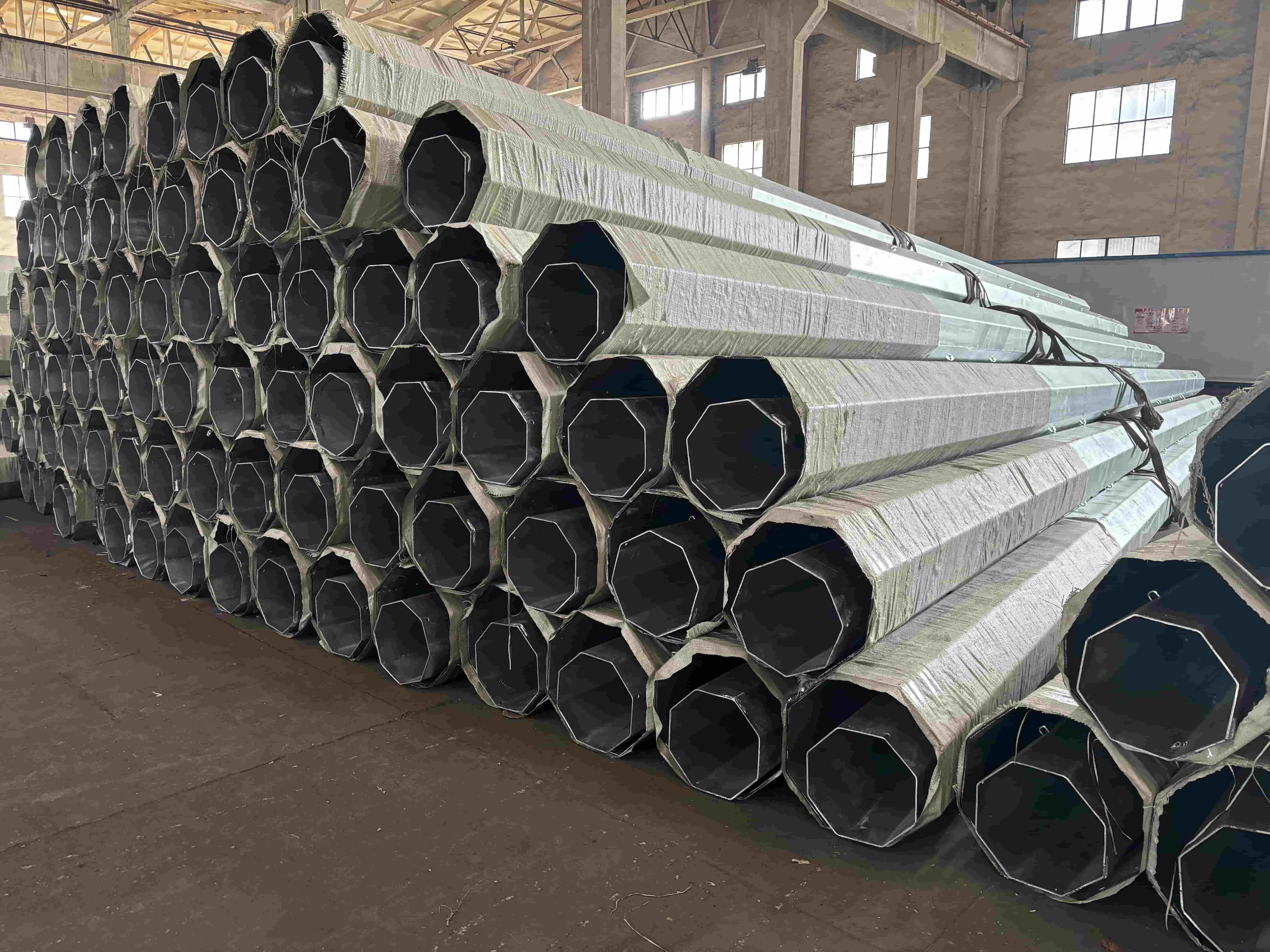 55FT Power Distribution Galvanized Electric Pole High Corrosion Resistance